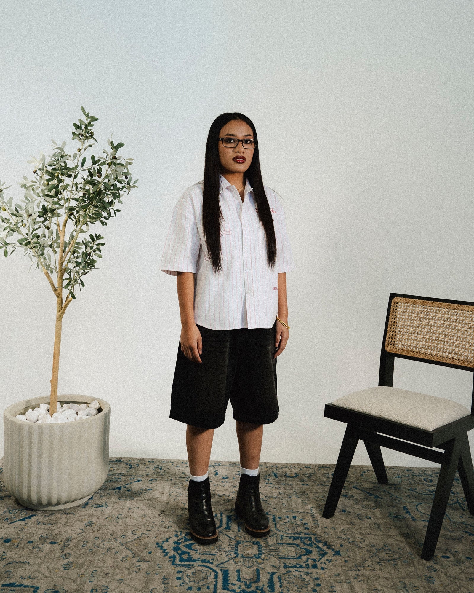 "PARADISE" - BLACK WASHED JORTS